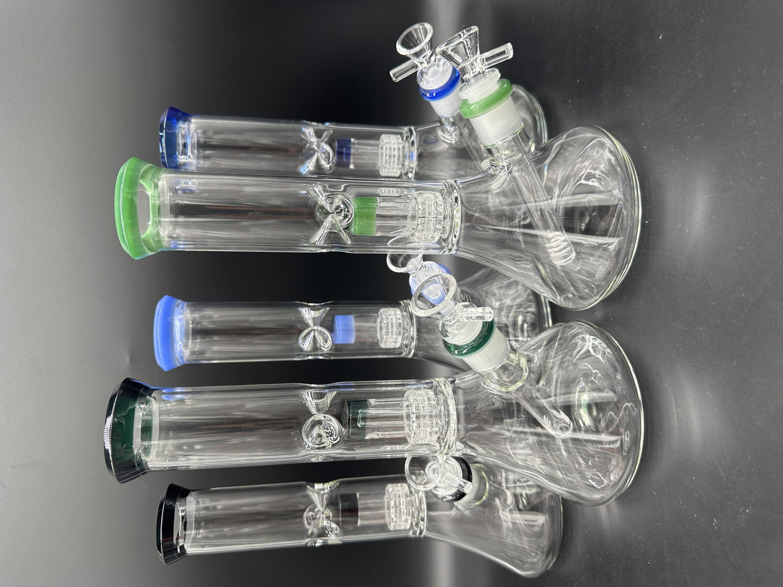 Water pipe 11″ 5mm Thick Clear Beaker With Showerhead Perc & Ice ...